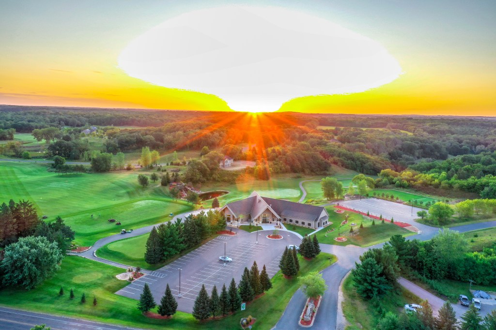 About the Course - White Eagle Golf Club