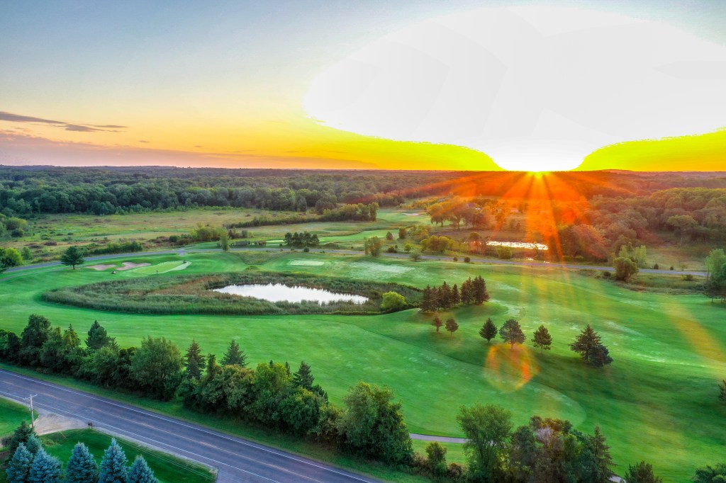 About the Course - White Eagle Golf Club